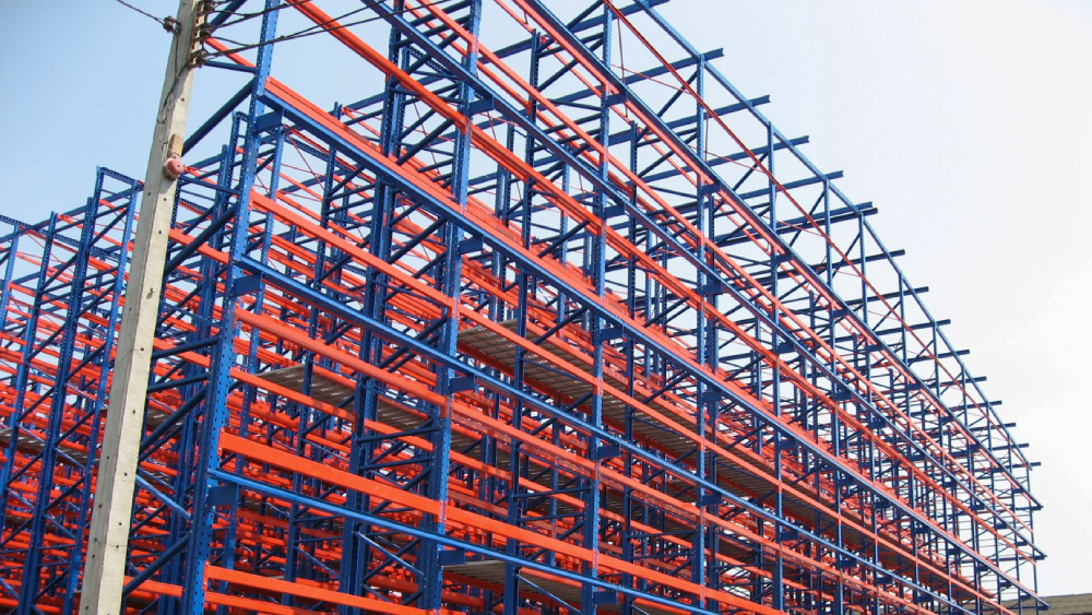 Rack Supported Building | ใช้ชั้นวางสินค้า (Storage Rack) เป็นโครงสร้าง ...
